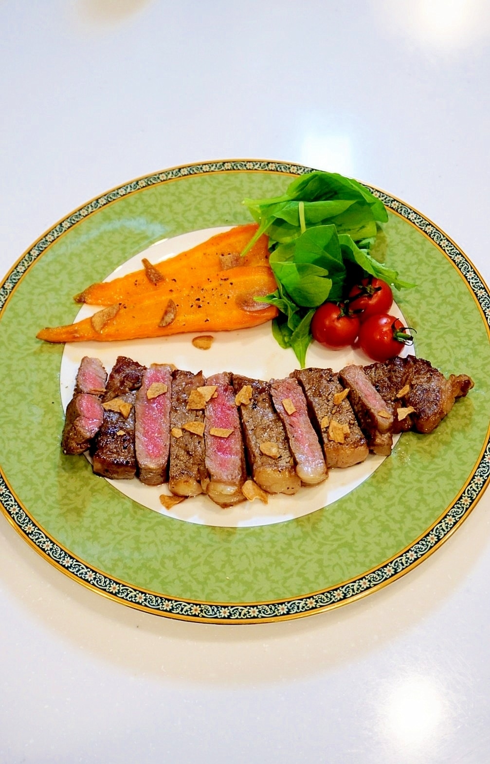 美味しく焼くコツ！サーロインステーキの焼き方 レシピ・作り方 by oppeke22 - 楽天レシピ