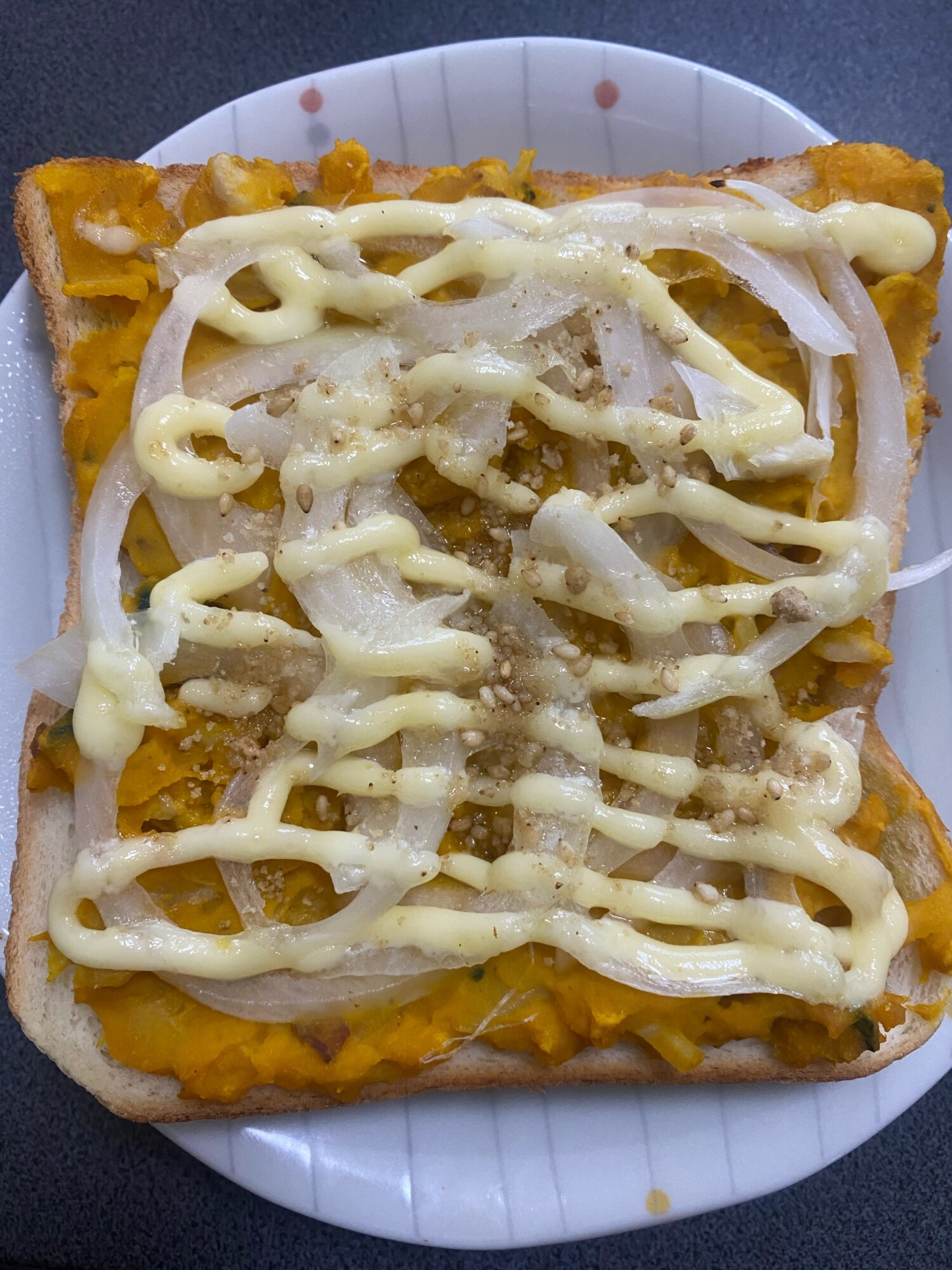 カボチャ♪玉ねぎトースト レシピ・作り方 by ようくろ - 楽天レシピ