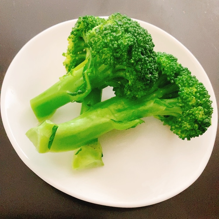 ブロッコリーのゆで方（蒸しゆで） レシピ・作り方 by fai家の暮らし - 楽天レシピ