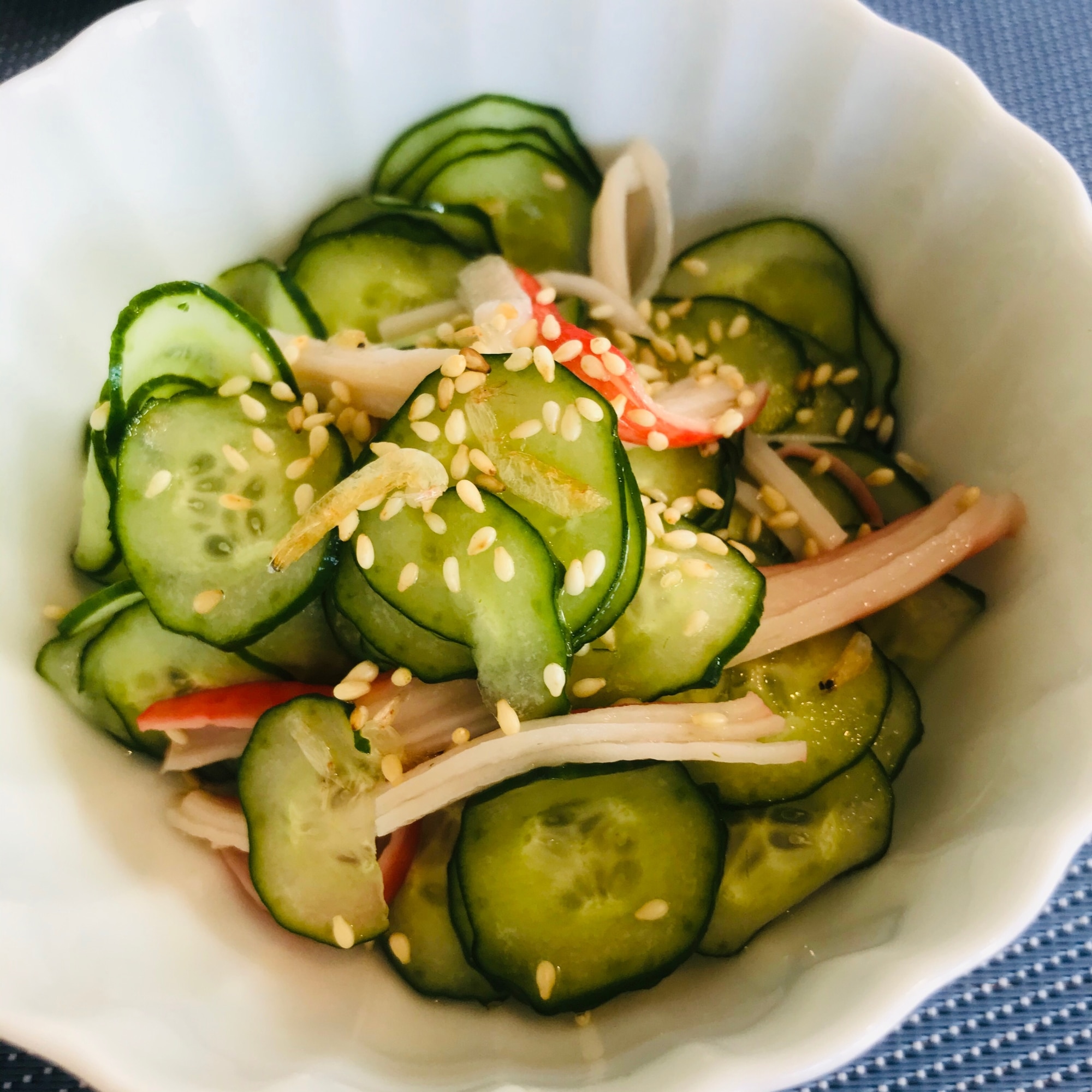 ★簡単あと一品★きゅうりとかにかまの和え物 レシピ・作り方 by ☆haruru☆ - 楽天レシピ