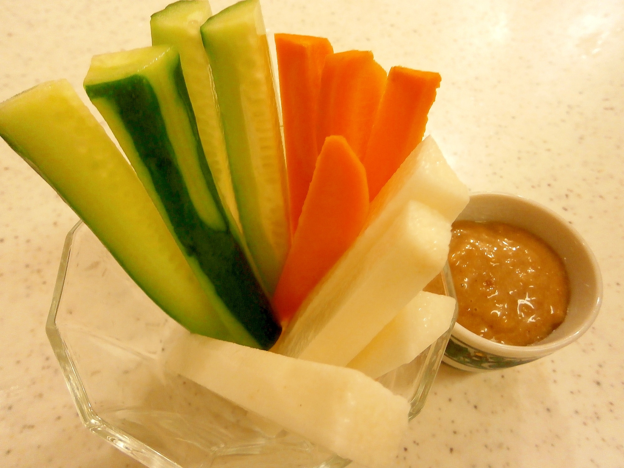 ごま味噌だれの野菜スティック レシピ・作り方 by なな1151 - 楽天レシピ