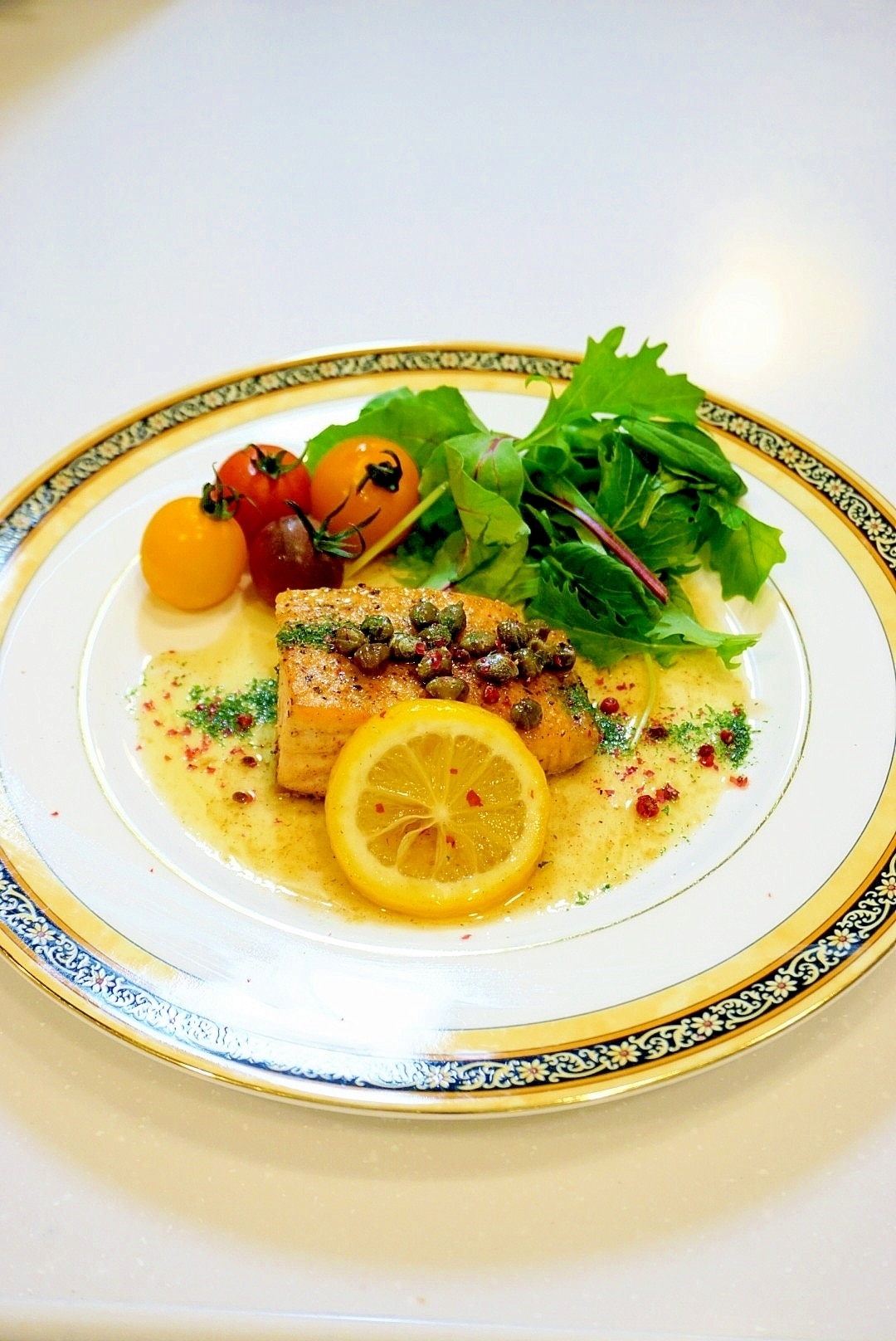 ミディアムレアが美味しい！サーモンのムニエル レシピ・作り方 by oppeke22 - 楽天レシピ