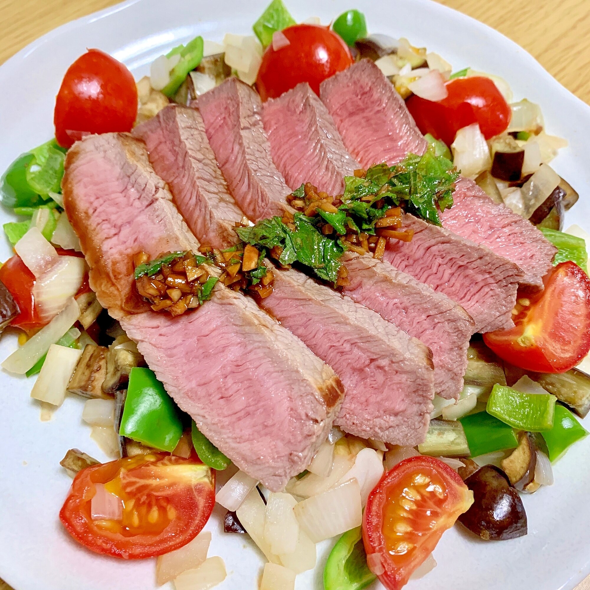 ♪♪たっぷり夏野菜とステーキ♪♪ レシピ・作り方 by おるがん｜楽天レシピ