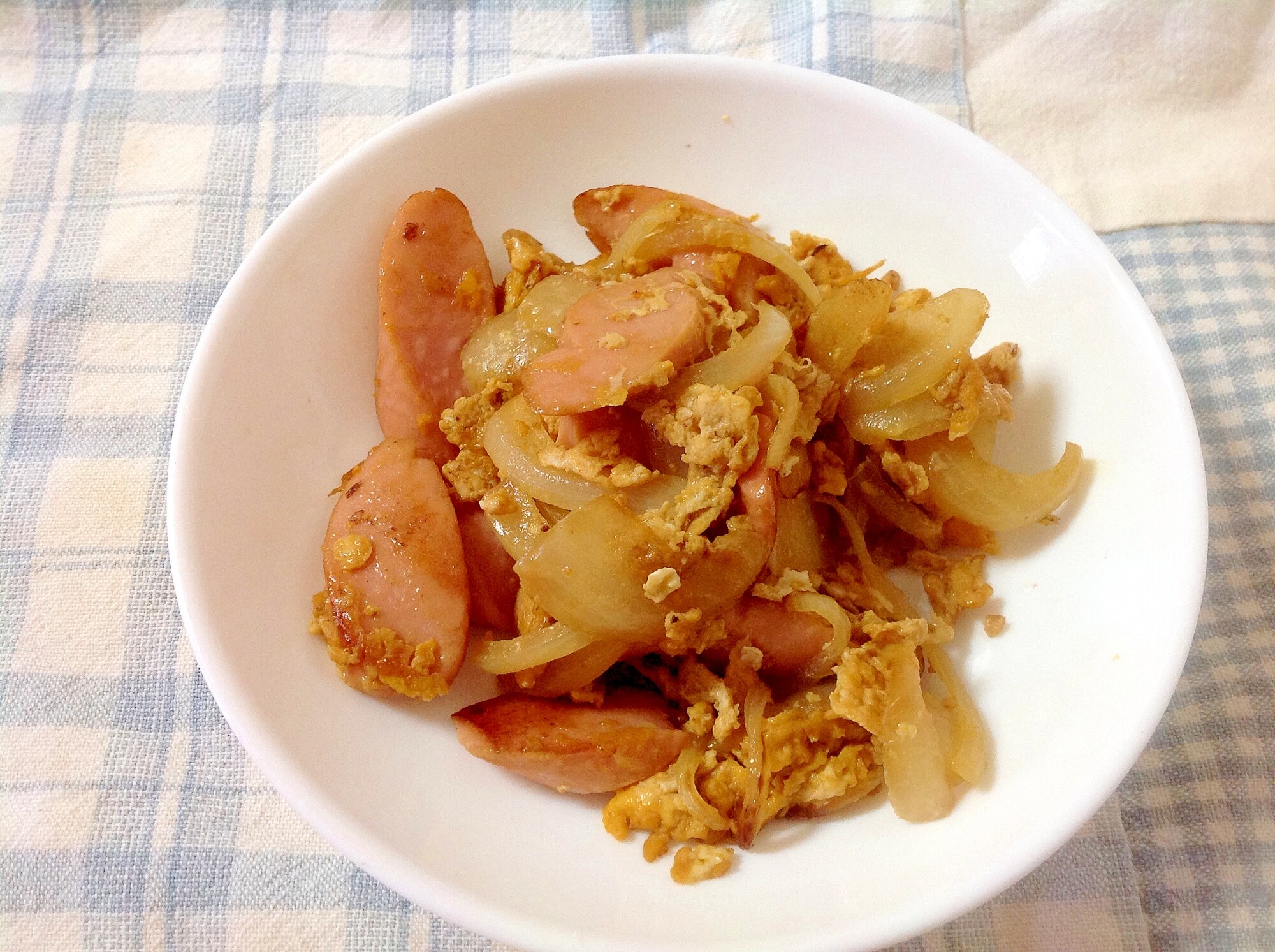 魚肉ソーセージと玉ねぎの卵炒め(o^^o) レシピ・作り方 by simakis - 楽天レシピ