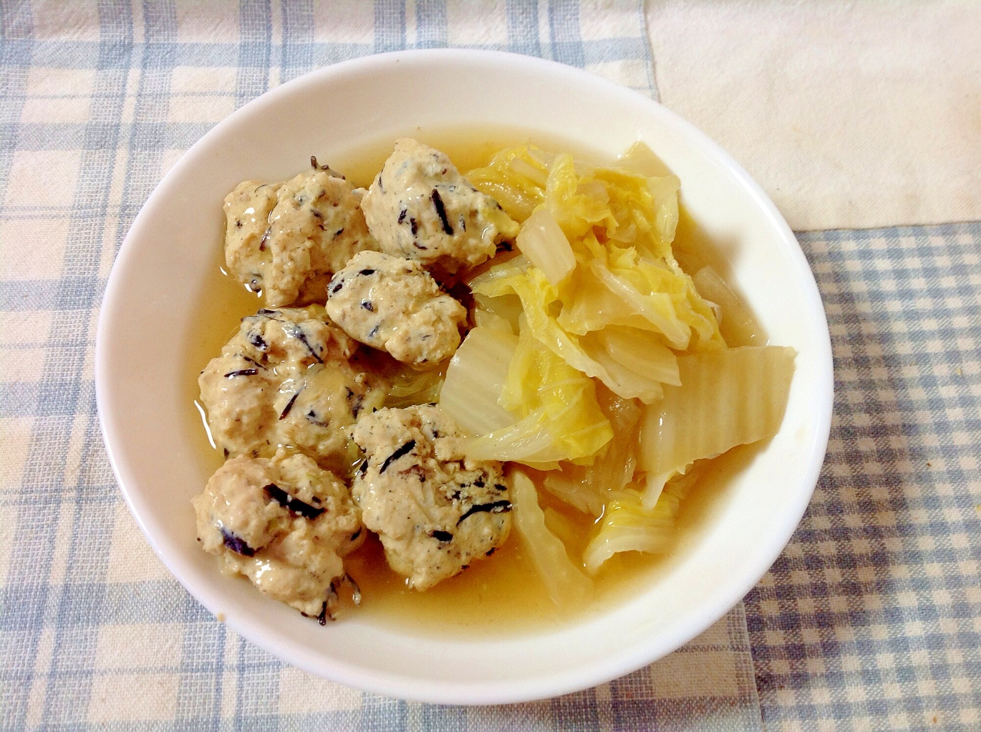 白菜と肉団子の煮物(o^^o) レシピ・作り方 by simakis - 楽天レシピ