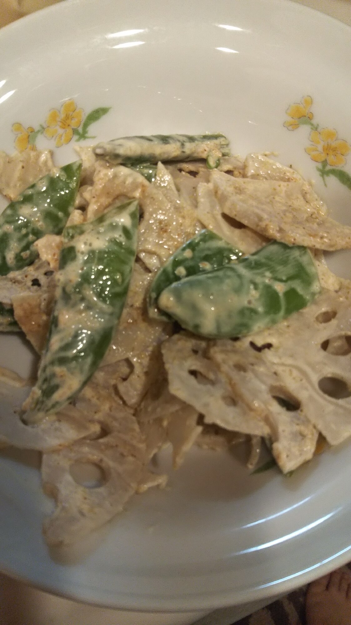 レンコンとスナップえんどうのマヨポン和え レシピ・作り方 by kkikk - 楽天レシピ