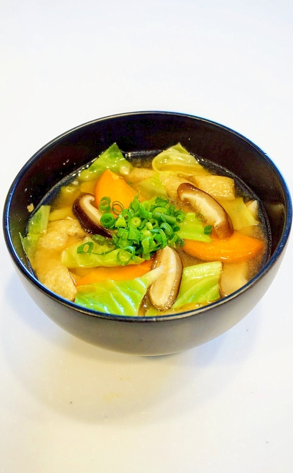 脇役達のお陰で絶品！キャベツの味噌汁 レシピ・作り方 by oppeke22 - 楽天レシピ