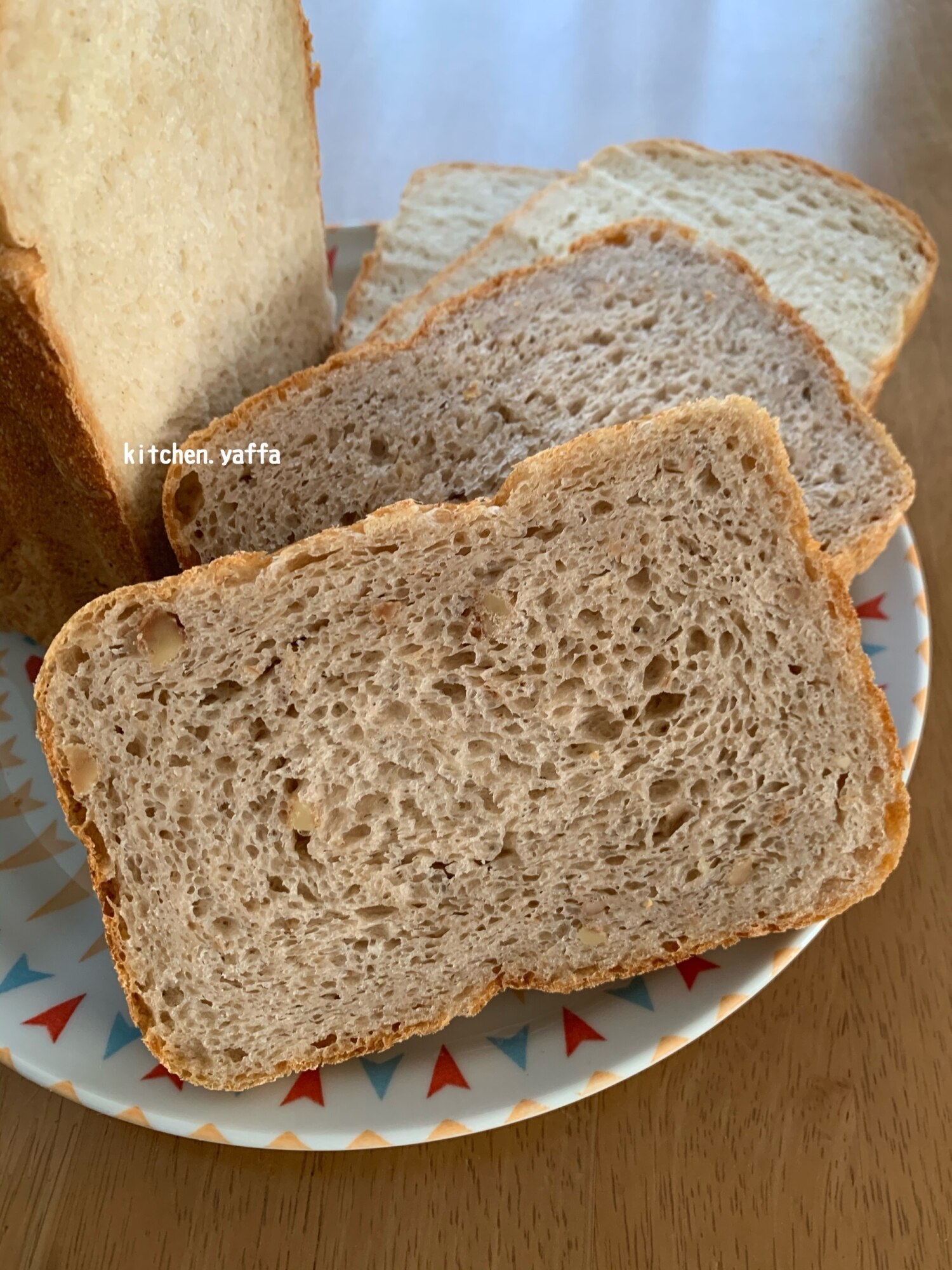 HBで簡単⭐ クルミ入りバナナパン レシピ・作り方 by kitchen.yaffa - 楽天レシピ