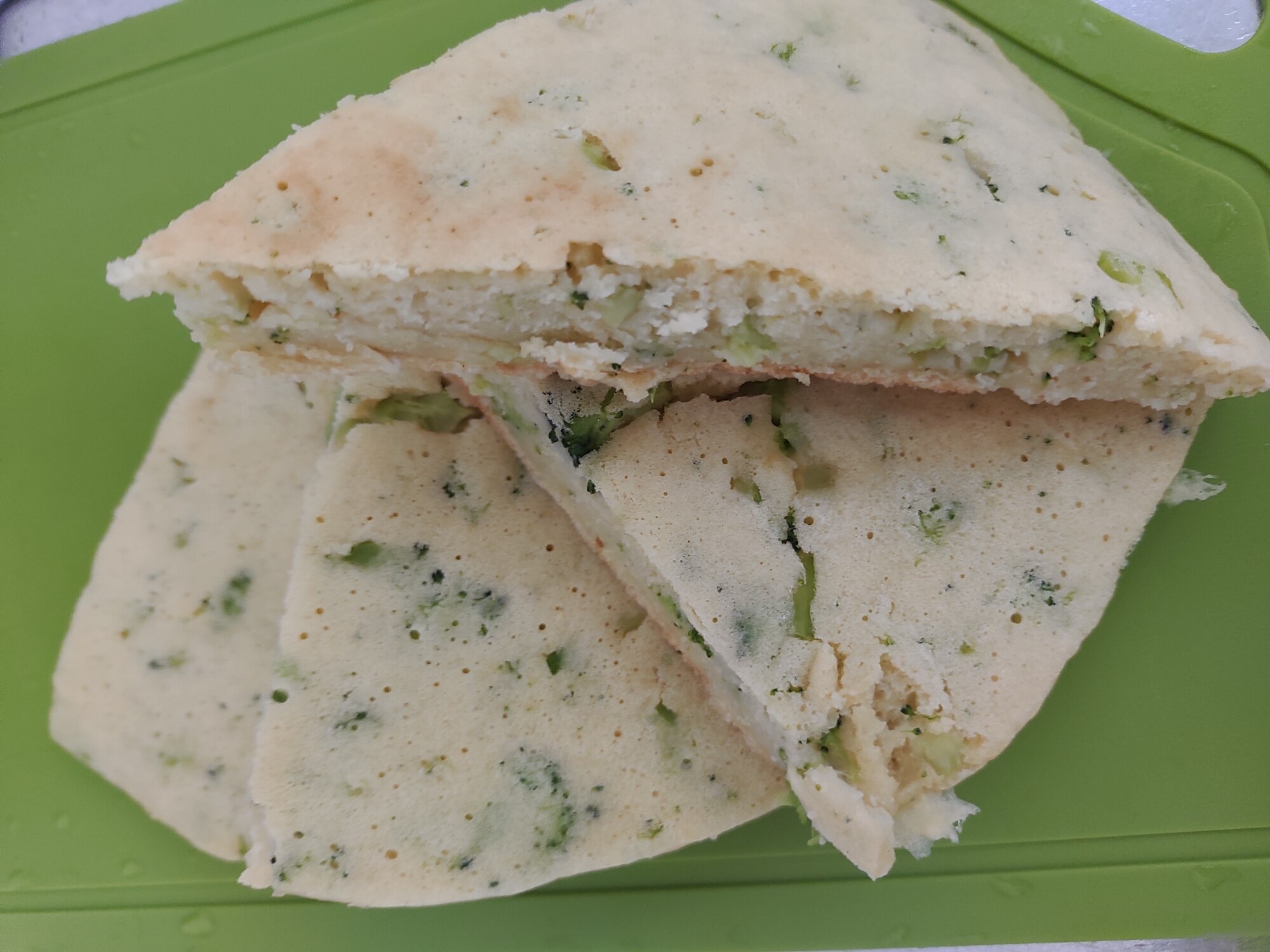 ブロッコリー入りパンケーキ レシピ・作り方 by WAKU* - 楽天レシピ